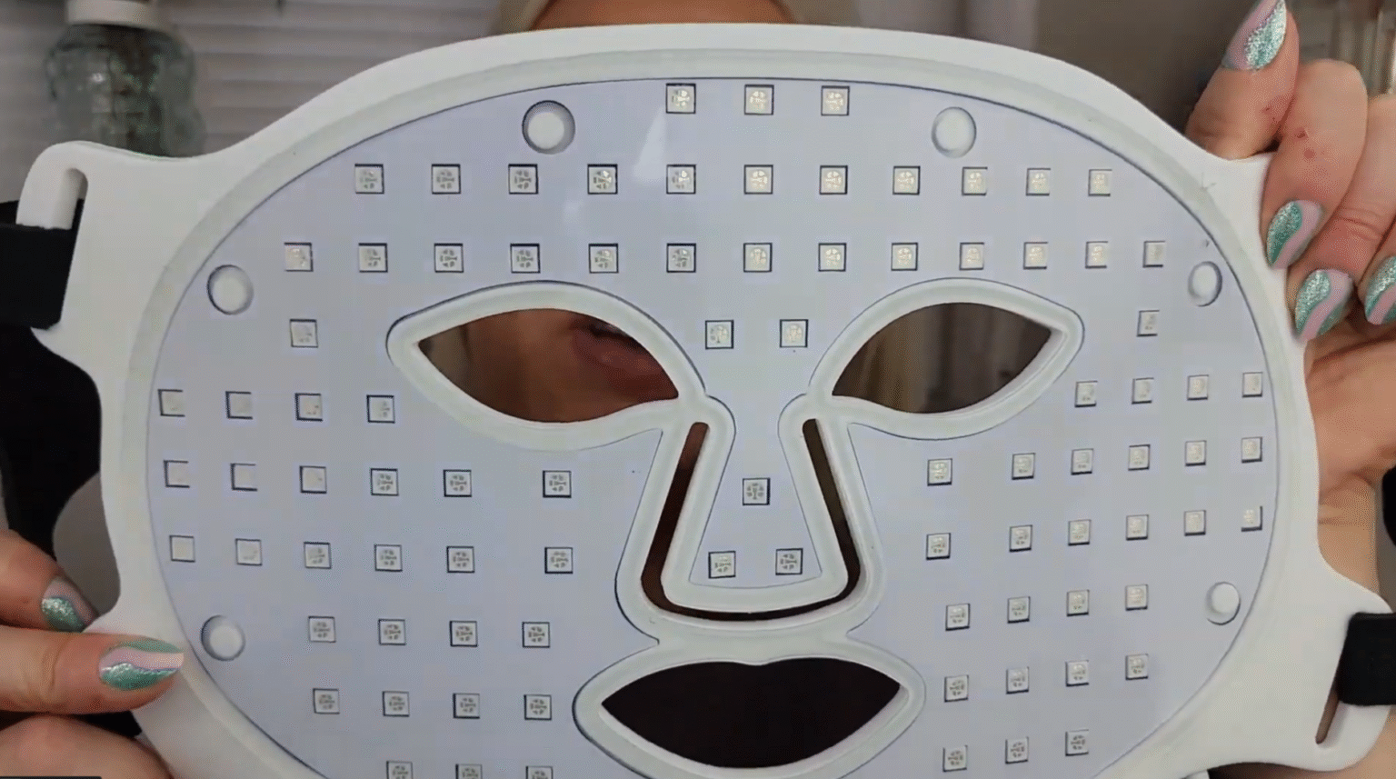 MEGELIN LED Mask Review: Does It Really Work?